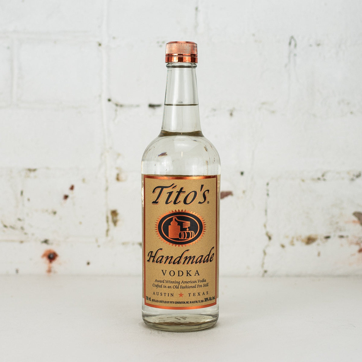 Tito's - Handmade Vodka 700ml – Carwyn Cellars