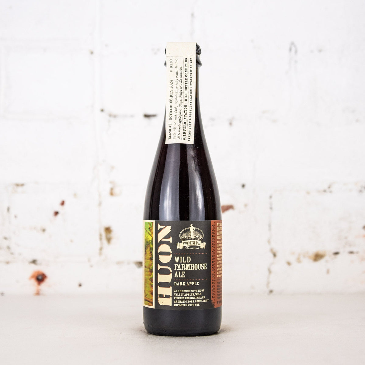 Two Metre Tall - Huon Dark Apple Farmhouse Ale 375ml – Carwyn Cellars