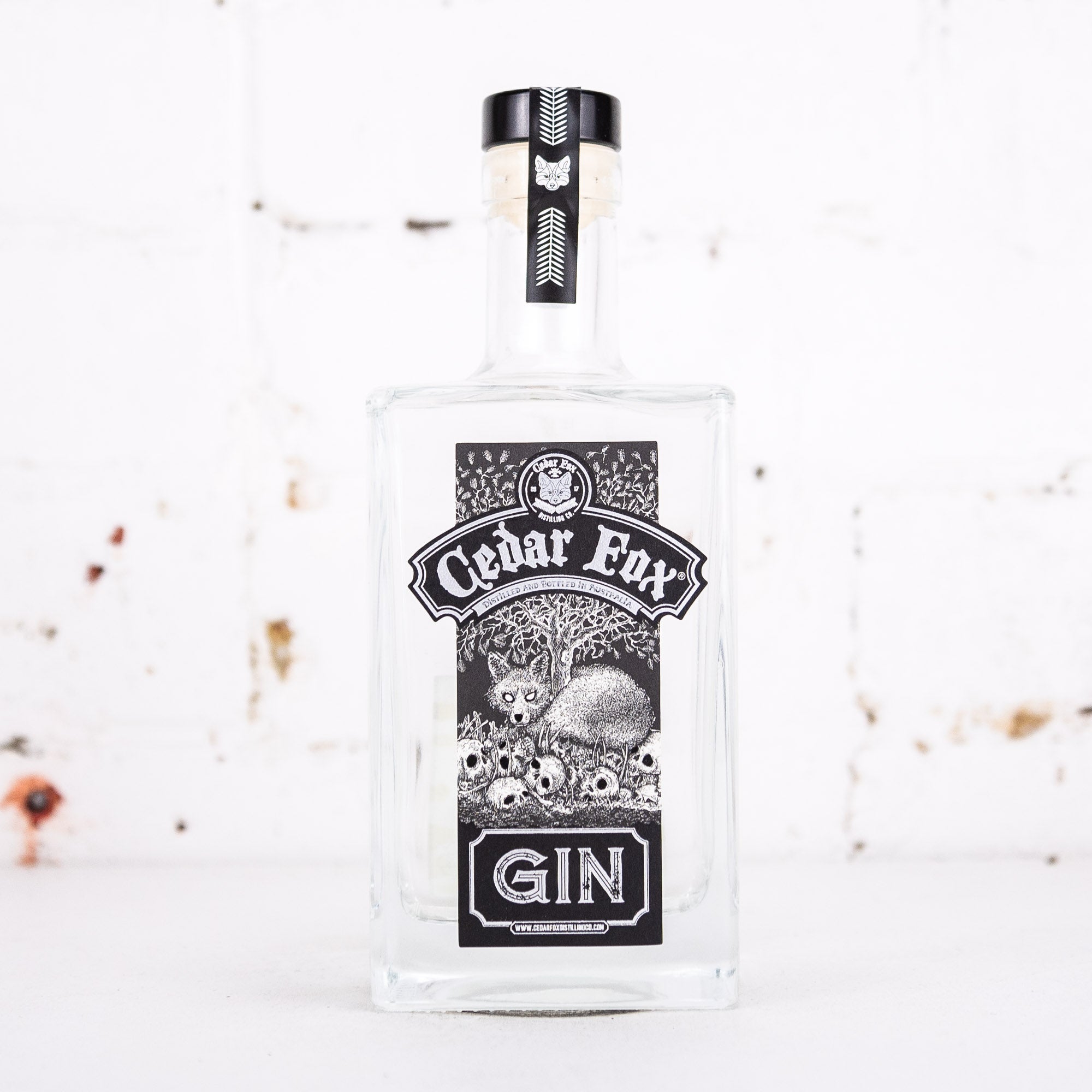 Cedar Fox - Gin 700ml – Carwyn Cellars