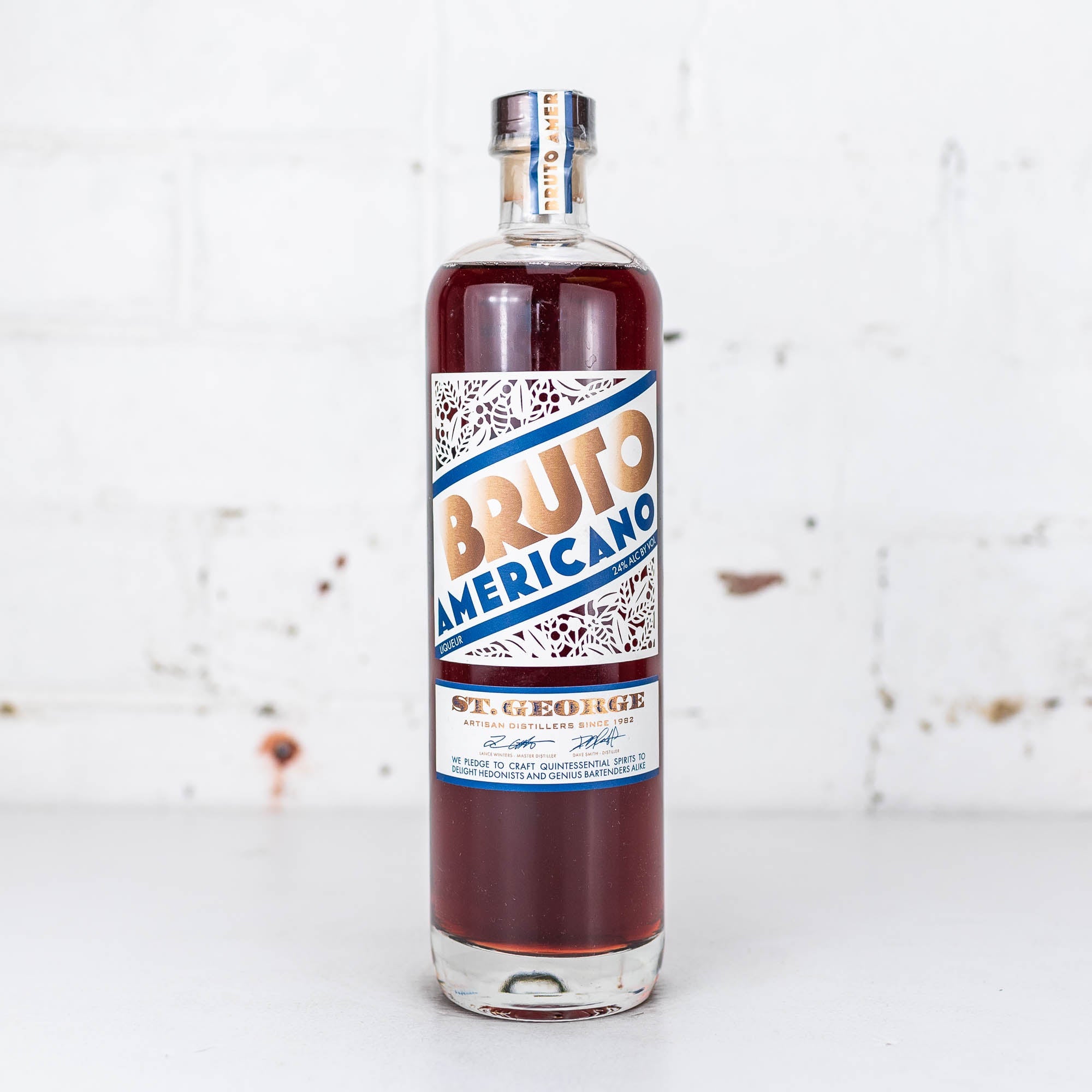 St George - Bruto Americano Liqueur 750ml – Carwyn Cellars